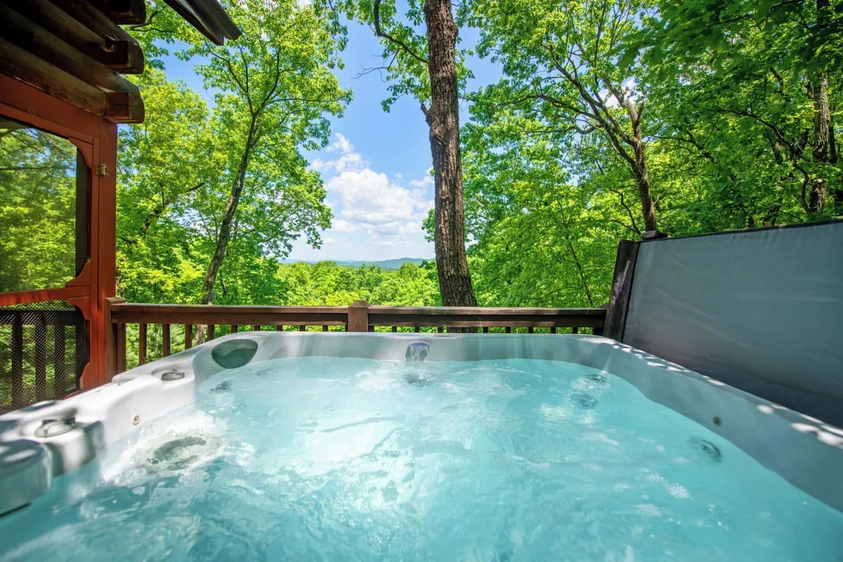 Blue's Mountain Nook - Hot tub Mountain View - Cabins for Rent in Blue ...