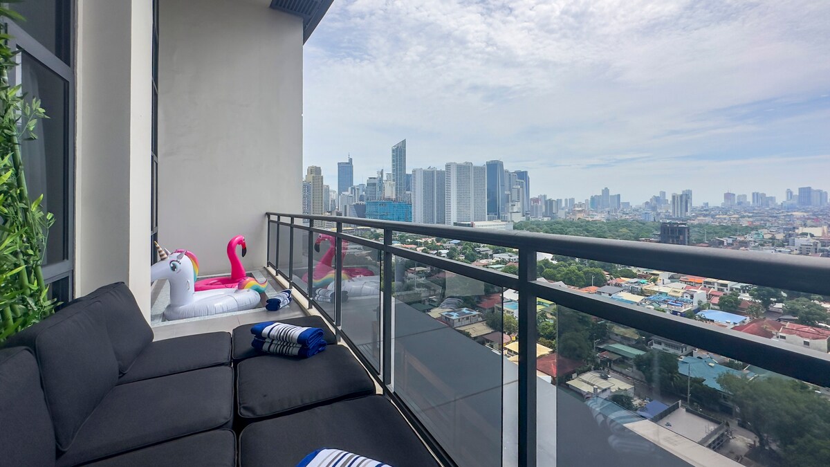 Milano 3BR, Private Pool, 70"TV, Central Nightlife - Condominiums for ...