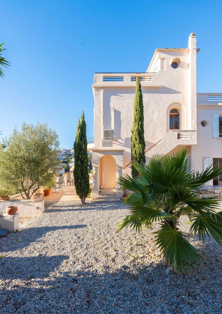 Maison Vue Mer Dans La Nature - Marseille