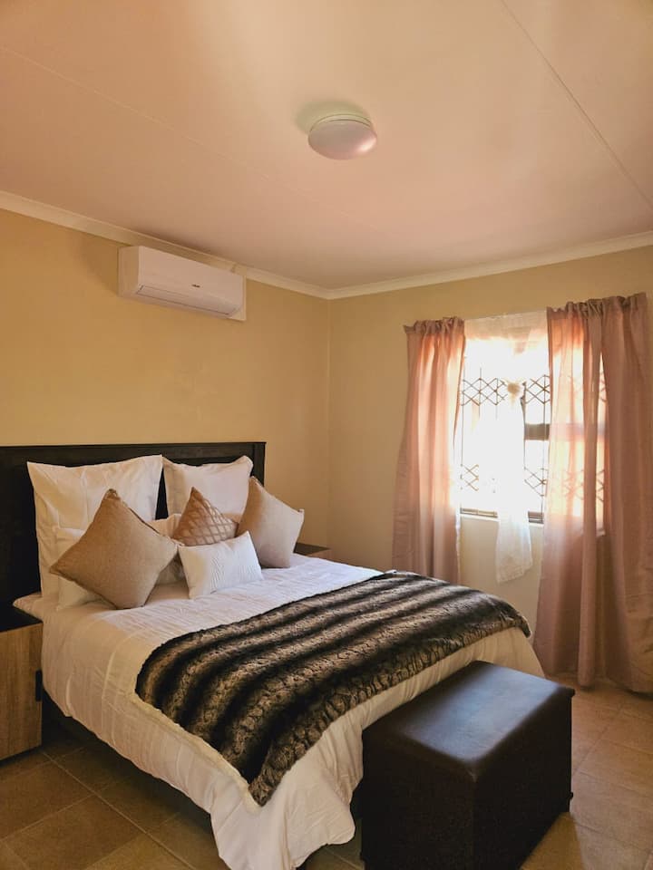North Ryde Guest Lodge - Kempton Park