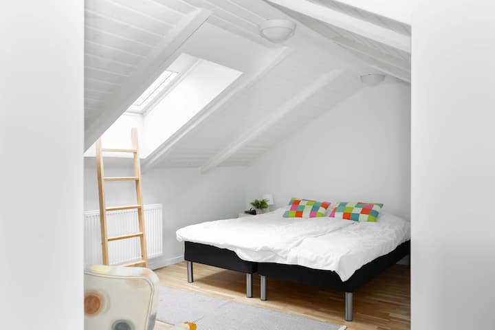 Loft Lägenhet I Centrala Lund, Fully Serviced - Lund