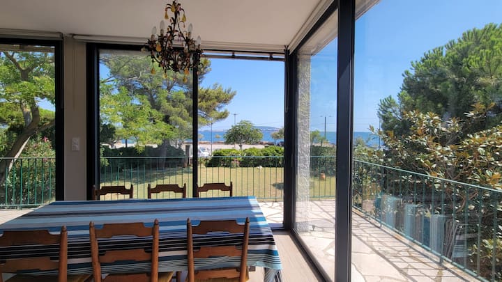Maison Avec Vue Fabuleuse Sur L'étang - 세트