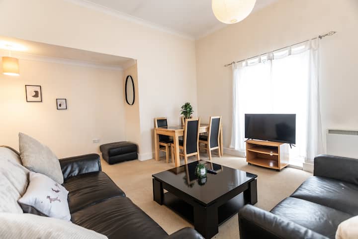 12br*old Town Swindon*sleeps 5*parking*long Stay - Swindon