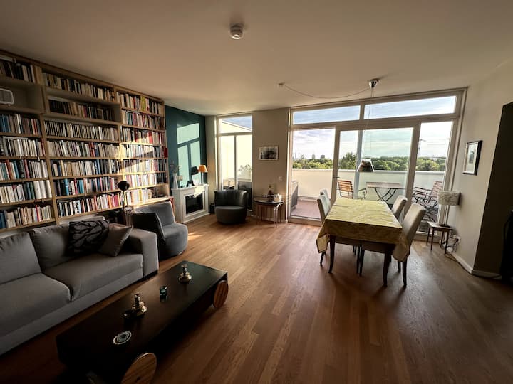 Skyline View, Apartment, 130m2, 2 Balconies, Quiet - Berlin