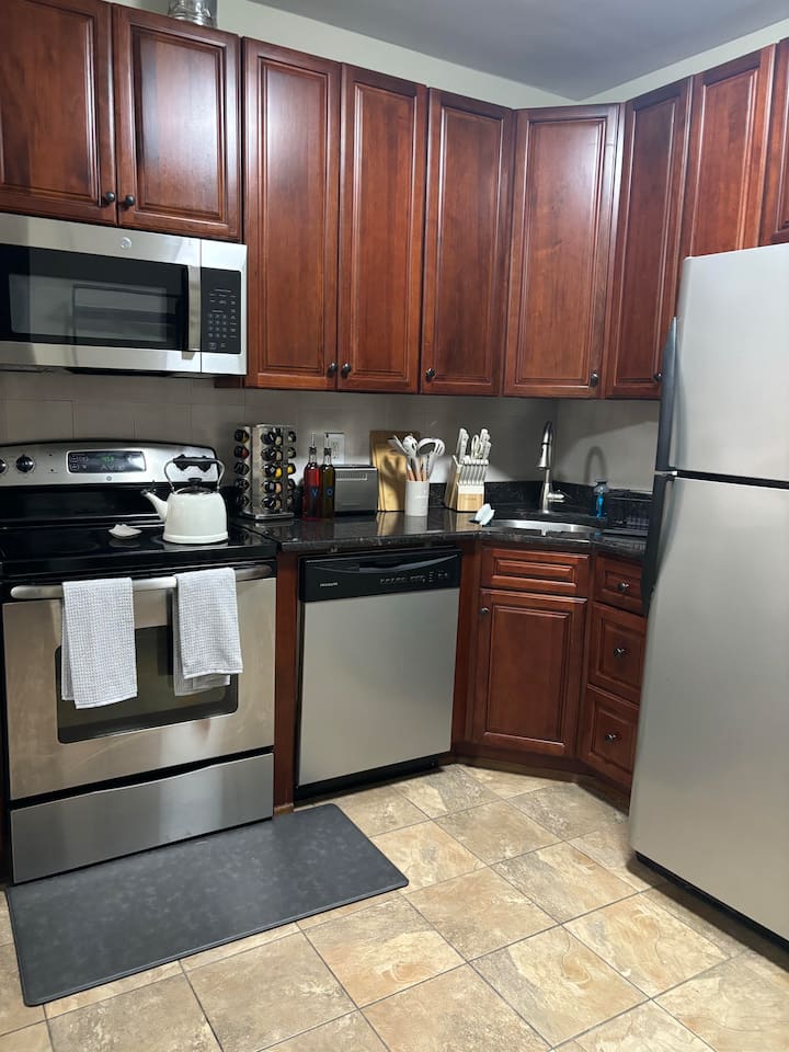 2 Bedroom In Historical Old City - Camden, NJ