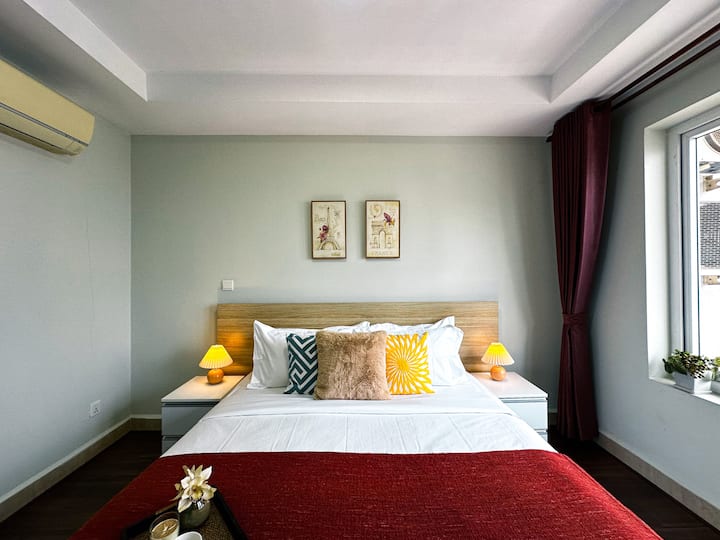 So Express | Skyview King Suite Cityscapes 18th - Cambodia