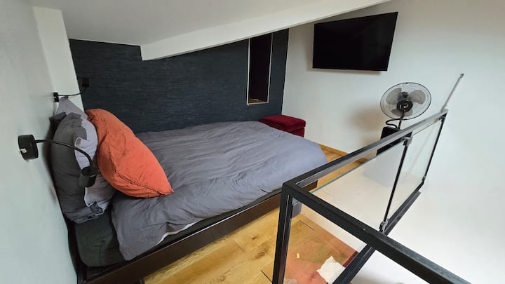 Studio Sur Le Mont Valérien - Université Paris Nanterre