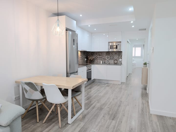 New Flat In The Centre, 10min From Bcn Airport - Cornellà de Llobregat