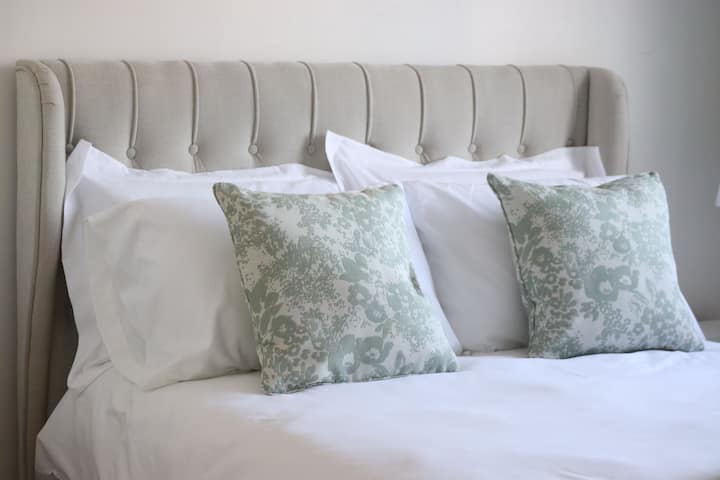 Cosy 4-bedroom Entire Home - Sleeps 7, Oxford - Oxford