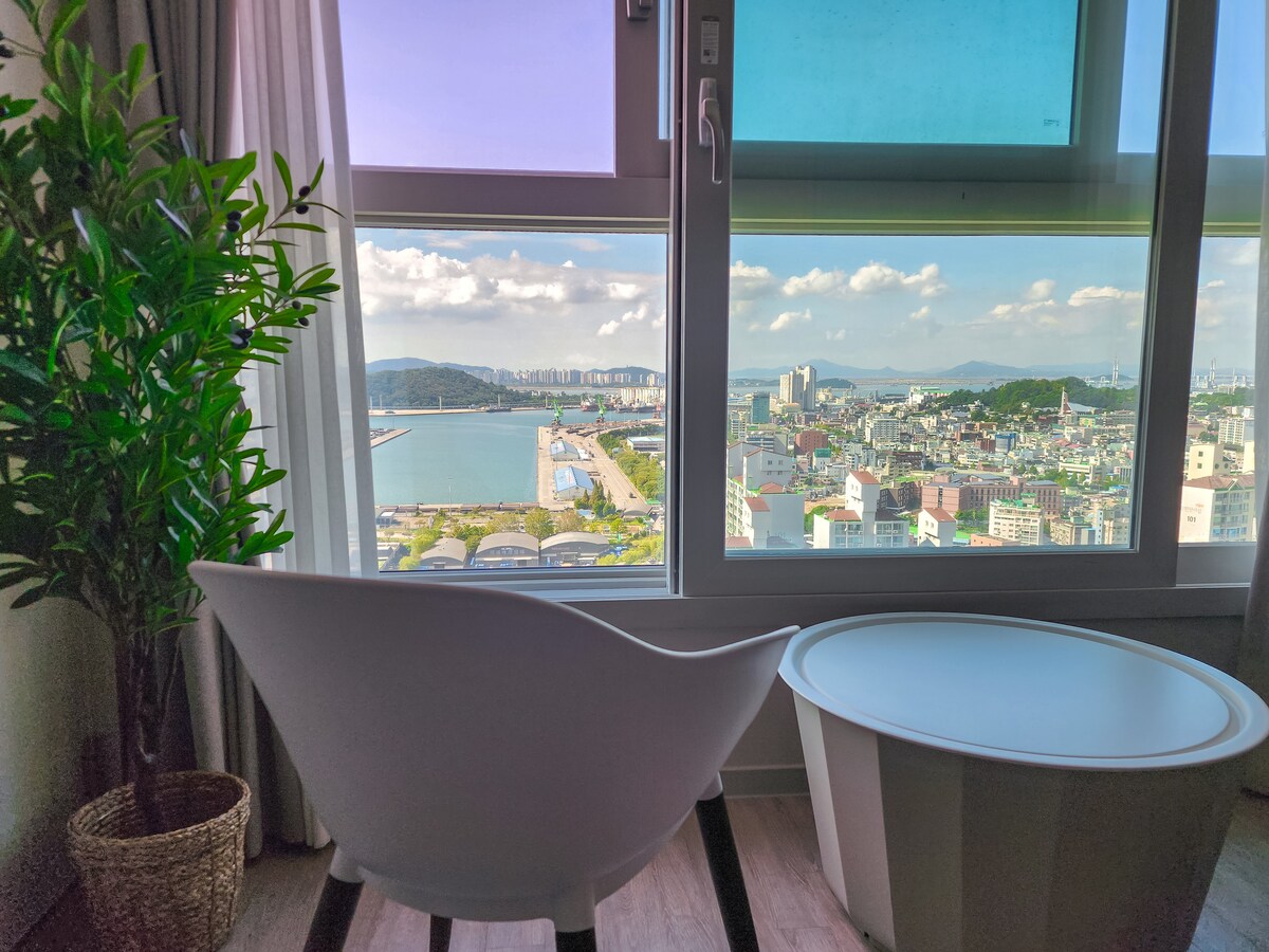 3 people available Incheon High-rise Comfortable Sunset Harbor View ...