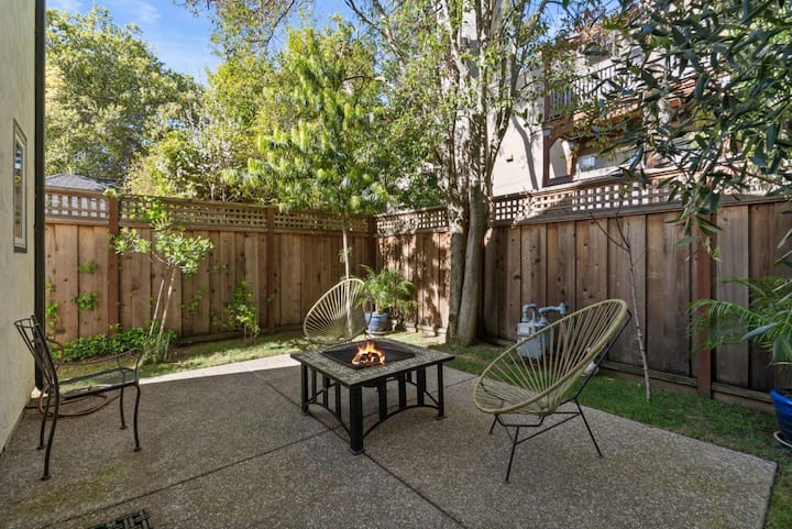 Spacious Guest House With Yard - Burlingame, CA