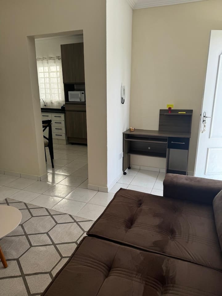 Espaçosa Casa Mobiliada Localização Privilegiada - Sorocaba