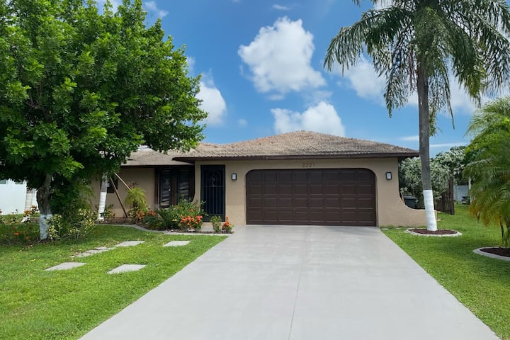Cape Cottage-tiki/golf/games/bbq - Sanibel Island, FL
