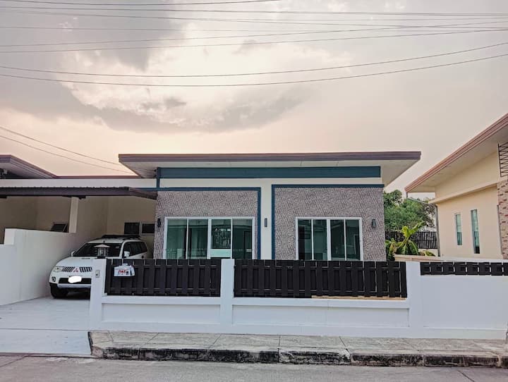 Ikk House - San Kamphaeng