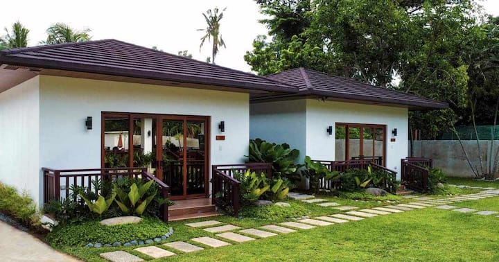 Family-friendly*4br/4ba*villas*pool*basketball Ct - Pila, Philippines