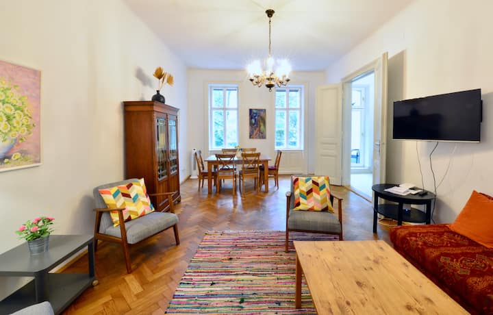Central & Charming Viennese Flat - Wien