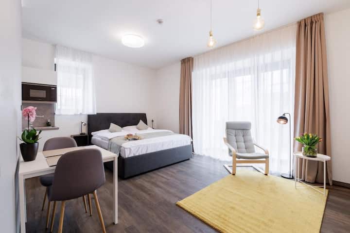 Kamenice: Studio S Předzahrádkou - Mladá Boleslav