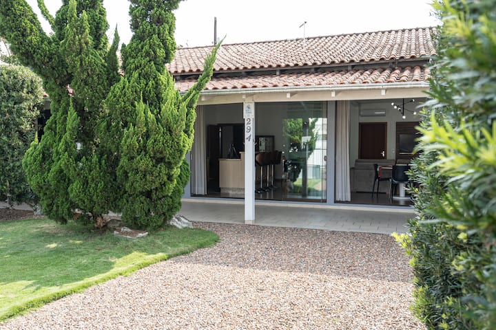 Casa Completa A 300m Praia C/ Churrasqueira - Penha