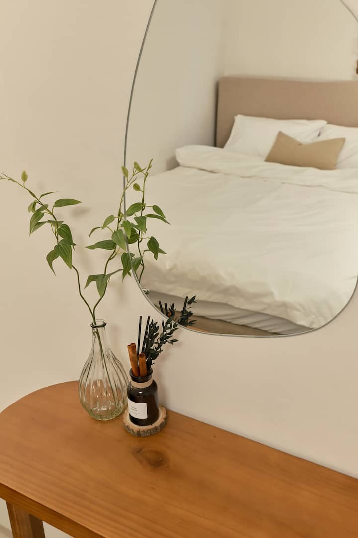 [예쁜숙소]2호선봉천역#홍대강남25분#서울대#공항버스6017#호텔침구#휴식#감성숙소 - Seoul