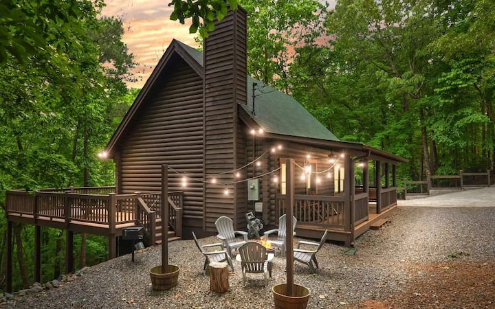 Hot Tub/arcade/75"tv/7min Ellijay 21min Blueridge - Ellijay