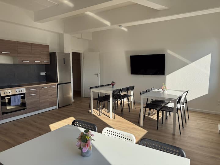 T&k Apartments-6 Room Apartments-heart Of Solingen - Wuppertal