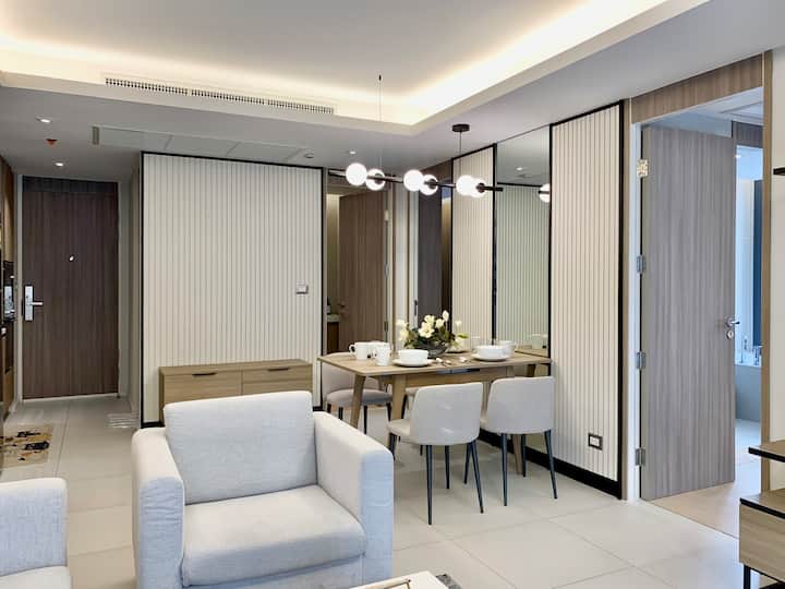 Perfect Location# Pool#gym@bts/mrt&2br#5ppl - Bangkok