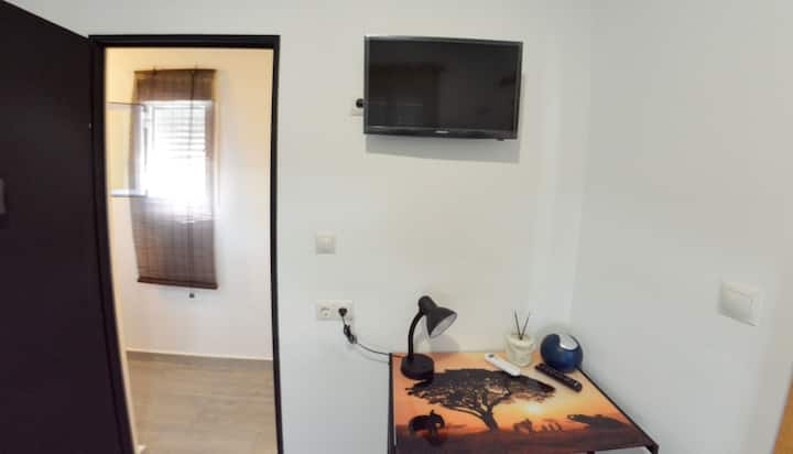 Habitación De 2 En Residencial La Seda-litera - Fortuna