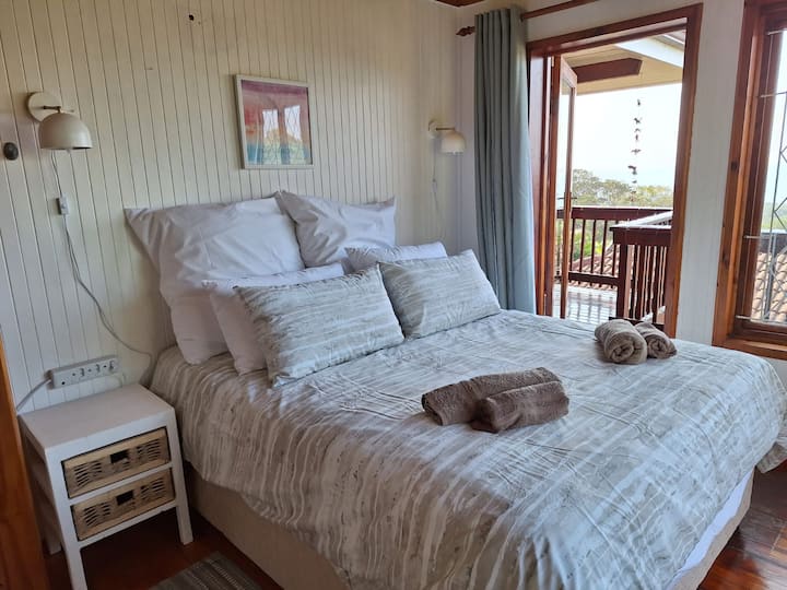 2br/1ba*seaviewapt*pool*sleeps6*nrbeach*shepstone - Port Shepstone