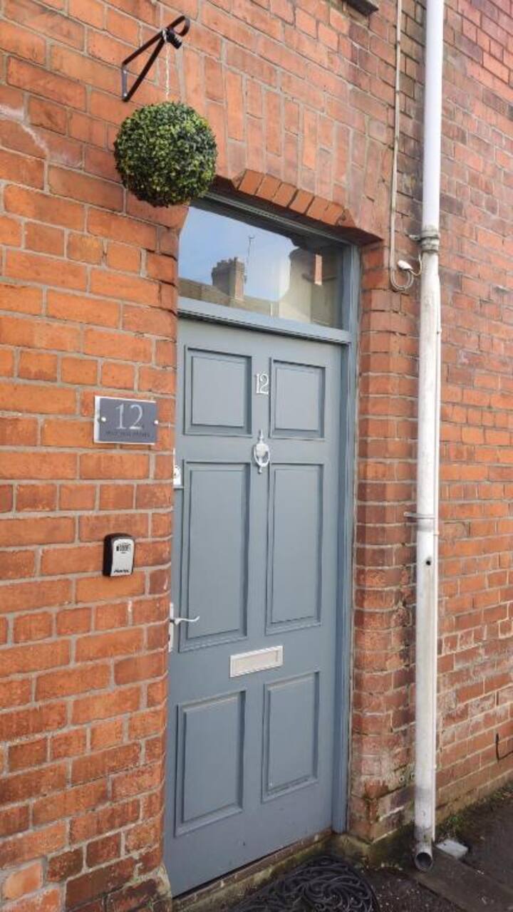 Brad's Pad Central Ballymena - Ballymena