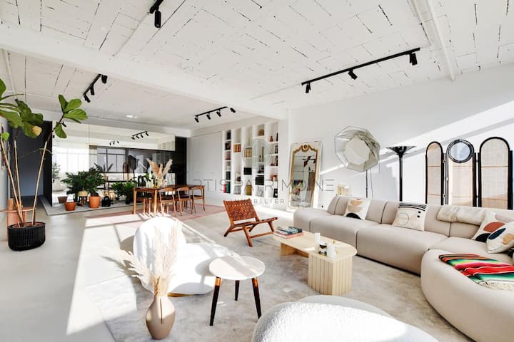 Loft D'artiste à Montreuil
(Logement Entier) - Champigny-sur-Marne