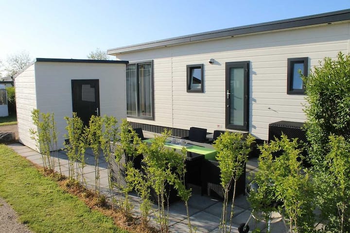 Chique Chalet In Zeeland - Kamperland