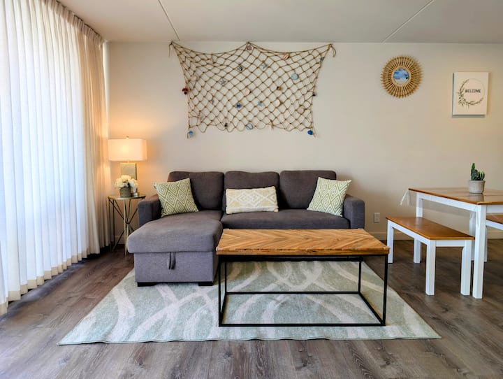 27th Fl, Free Parking, Ac, Beautiful Mountain View - Honolulu, HI