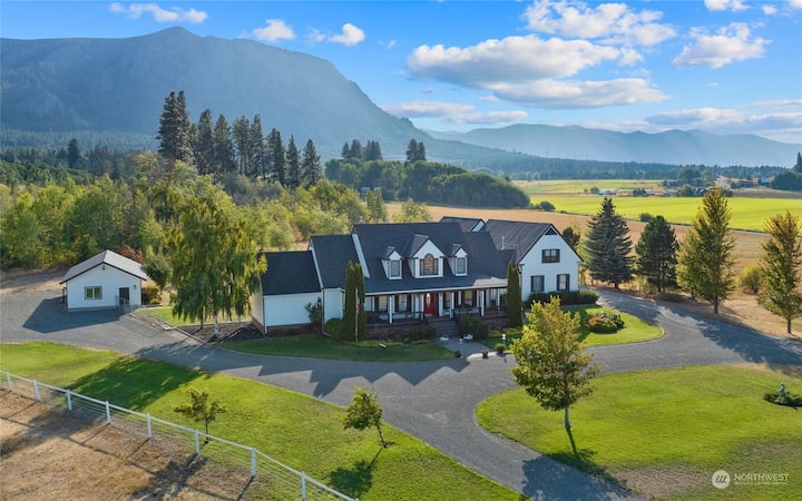 Experience Ranch Living - Cle Elum, WA