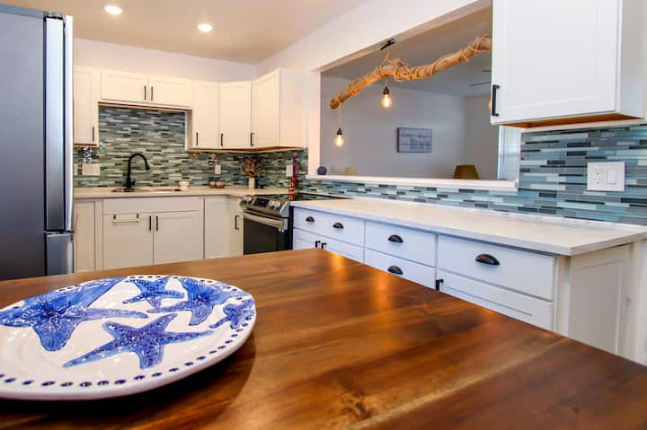 Clearwater Bungalow~pet Friendly~full Kitchen - クリアウォーター, FL