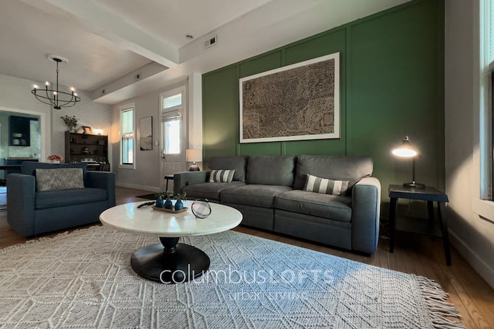 The Blue Door Townhouse—short North/italian Vill. - Ohio
