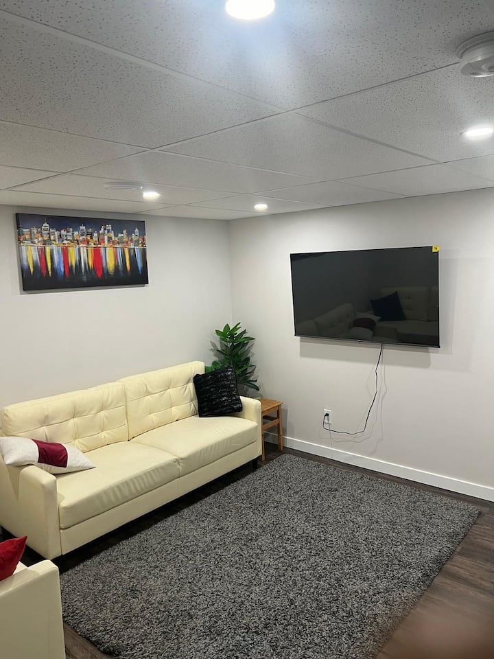 Guest Suite In Transcona - 溫尼伯