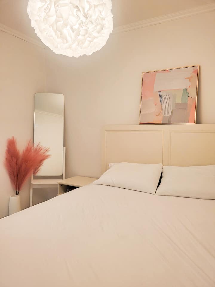 2룸 퀸+킹 침대/건대입구 5분/성수/강남/kspo/홍대/동대문 / 건조기/세탁기/합법 - Seoul