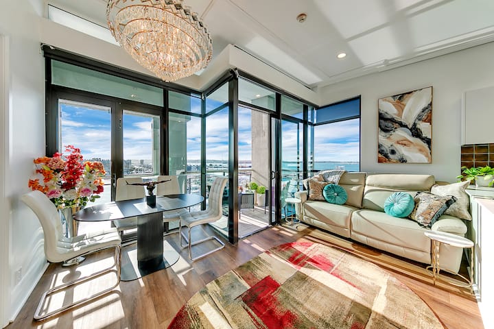 Penthouse Crown Jewel - Auckland