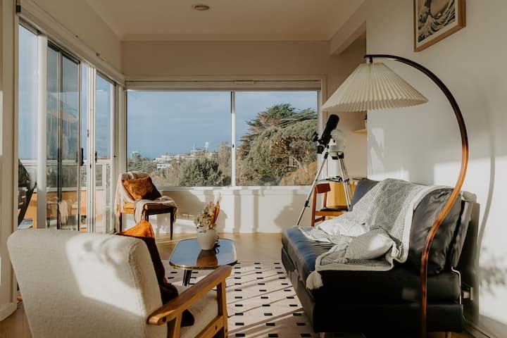 Pudding's Home: Exclusive Oceanfront Experience - Frankston