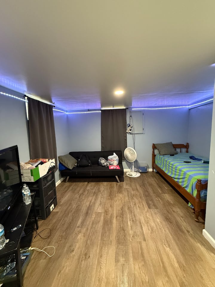 Basement For Rent. - Green Bay, WI
