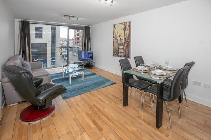 Dublin City Centre Mondern 1 Bed Apt - Sleeps 4 - Dublin