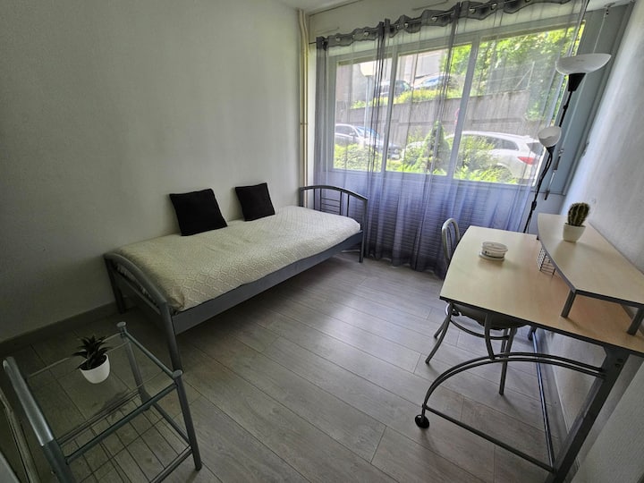 Charmante Chambre + Kitchenette - Besançon