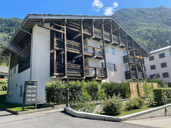 Spacieux Et Récent Appartement - Chamonix