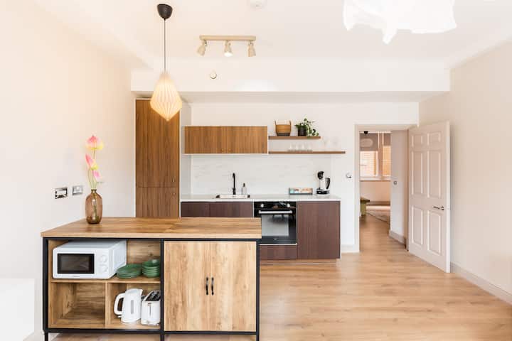 Yasuko Apartment - Birmingham