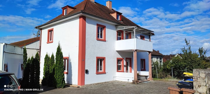 Monteurwohnung Bis 10 Pers. Free Wlan+ Parking - Würzburg