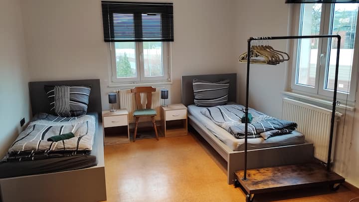 Monteurwohnung Bis 10 Pers. Free Wlan+ Parking - Germany