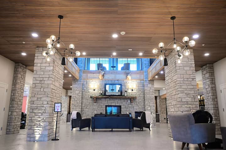 Sovereign Village Apt. 226 1br - Choctaw Lake, OH