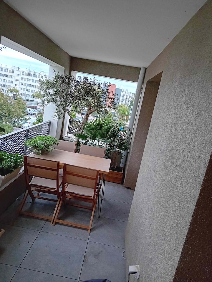 Récent T3 Coquet Tout Confort - Saint-Priest