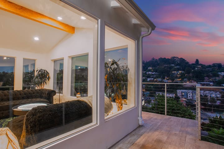 Remodeled Silverlake Hilltop Home W/endless Views - Boyle Heights - Los Angeles