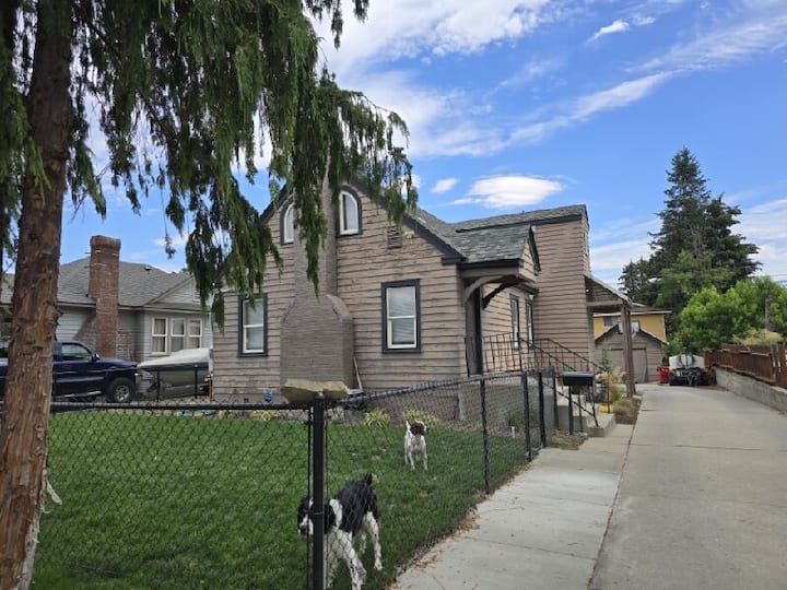 Underground Oasis - Wenatchee, WA